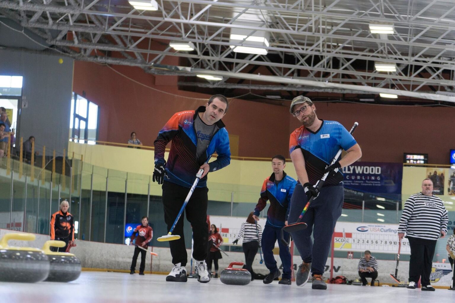 Bonspiels – Hollywood Curling